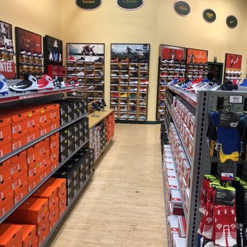 DICK’S SPORTING GOODS - Updated December 2025 - 10 Photos & 14 Reviews ...