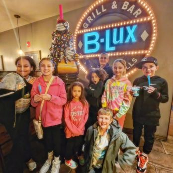 B-LUX GRILL & BAR - Updated May 2024 - 482 Photos & 566 Reviews - 1481 ...