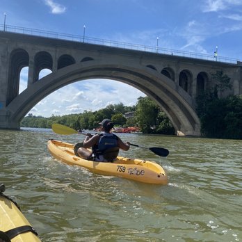 BOATING IN DC AT KEY BRIDGE BOATHOUSE - Updated October 2025 - 287 ...