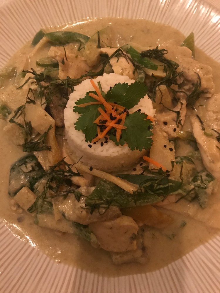 BAAN SAWAN THAI BISTRO - 83 Photos & 110 Reviews - 2135 Devine St ...