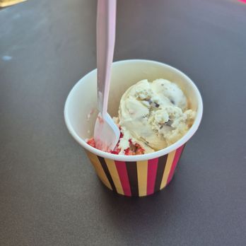 FLAPDOODLES HOMEMADE ICE CREAM - Updated April 2026 - 130 Photos & 191 ...