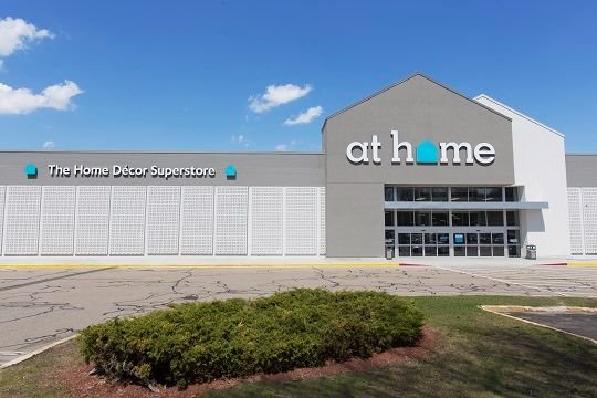 AT HOME - Updated July 2025 - 50 Photos & 19 Reviews - 35 Park Woodruff ...