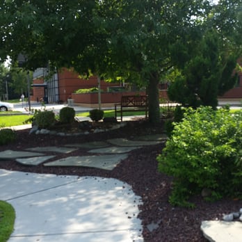 MONROE TOWNSHIP PUBLIC LIBRARY - Updated December 2025 - 30 Photos & 10 ...