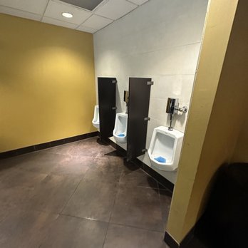 AMC DUBLIN VILLAGE 18 - Updated December 2025 - 61 Photos & 148 Reviews ...