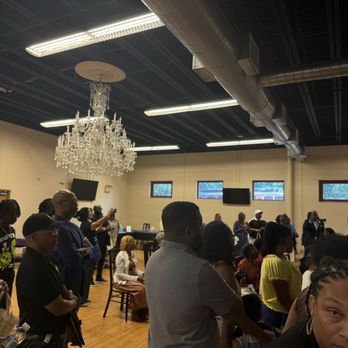 JERON X GRAYSON COMMUNITY CENTER - Updated October 2025 - 1852 Enoch St ...