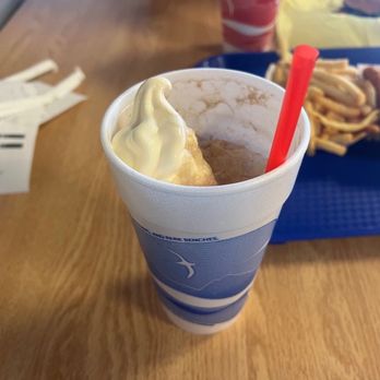 SCOOPERS - Updated May 2024 - 210 Photos & 175 Reviews - 4040 Kietzke ...