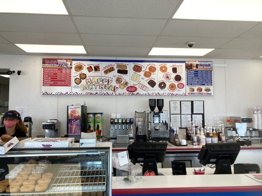 MARY ANN DONUTS - Updated September 2025 - 14 Photos - 4222 Hills And ...