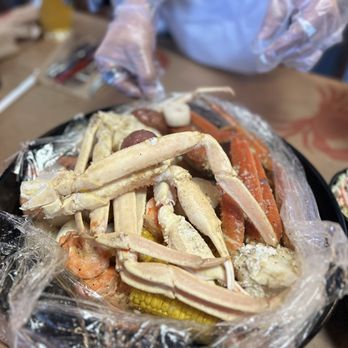 MEET CRAB - Updated December 2025 - 45 Photos & 57 Reviews - 6300 San ...