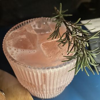 FLORA - Updated December 2025 - 181 Photos & 62 Reviews - 4500 SW ...