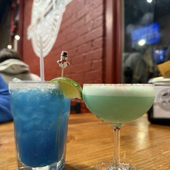 OFF THE RAILS BARBEQUE AND DRAFTHOUSE - Updated August 2025 - 123 ...