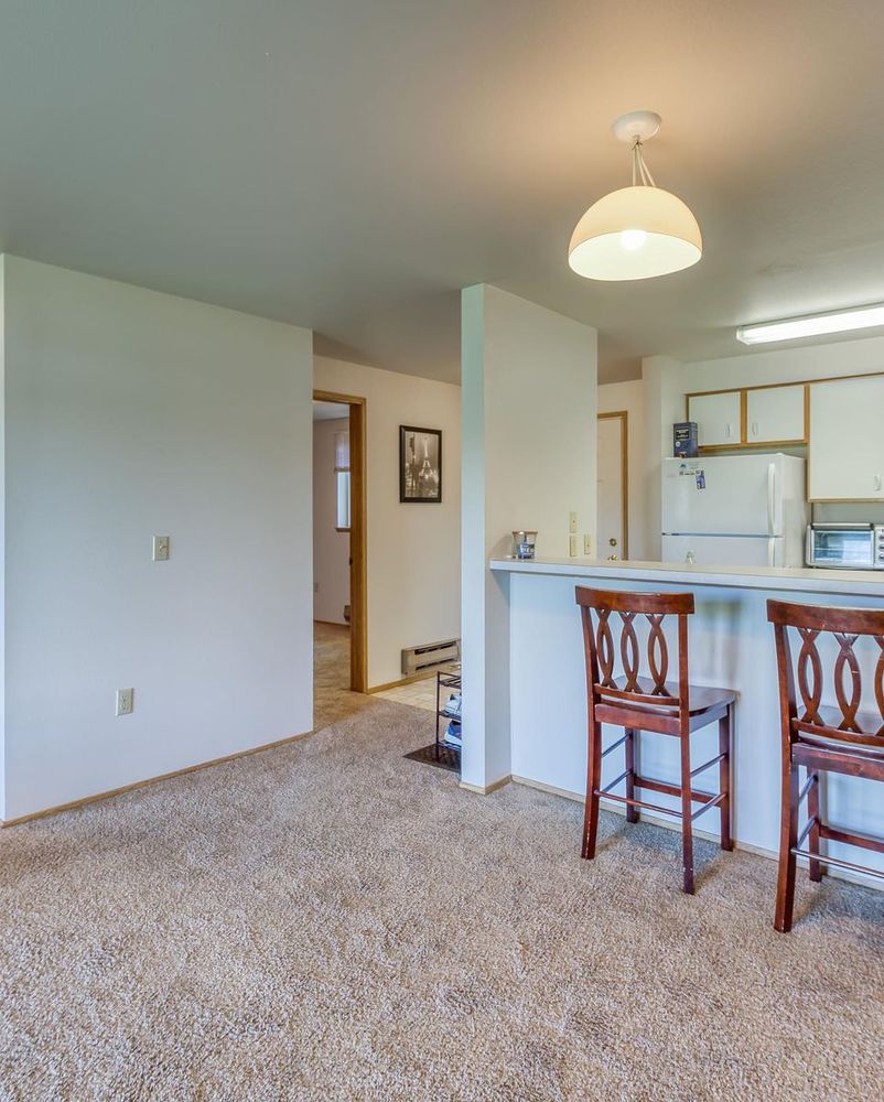 DABCO PROPERTY MANAGEMENT - 29 Photos & 45 Reviews - 910 NE Providence ...