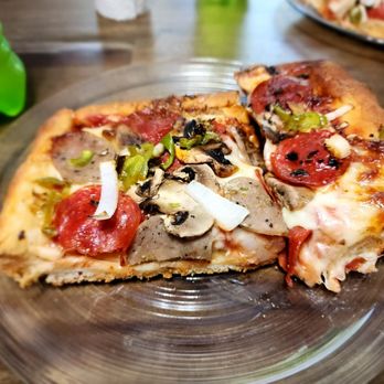 PIZZA VILLA AND RESTAURANT - Updated January 2026 - 46 Photos & 116 ...