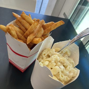 FAT RONNIE’S BURGER BAR - Updated July 2024 - 114 Photos & 234 Reviews ...