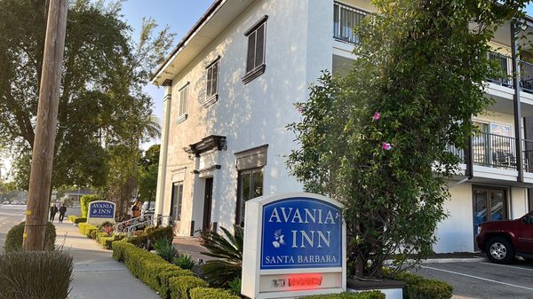 AVANIA INN OF SANTA BARBARA - Updated September 2025 - 108 Photos & 263 ...