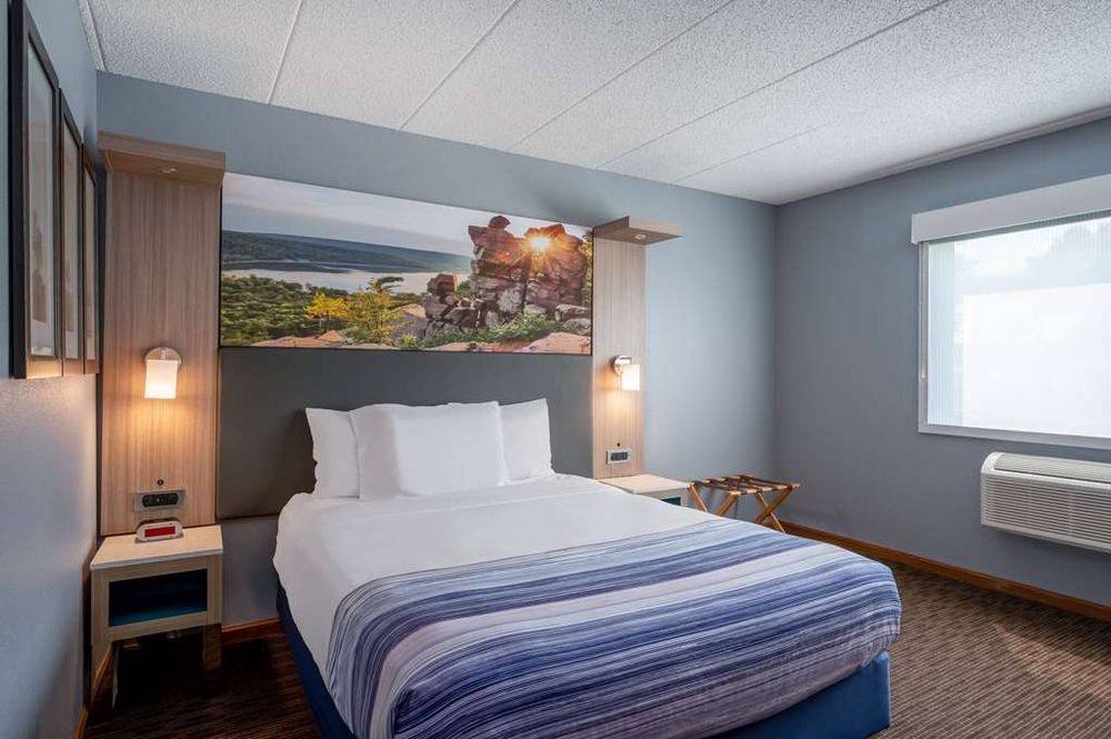 AMERICINN BY WYNDHAM EAU CLAIRE - Updated October 2025 - 45 Photos & 11 ...