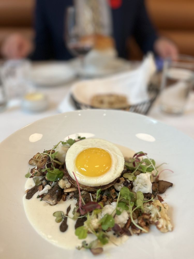 PLACE CARMIN - Updated July 2025 - 200 Photos & 68 Reviews - 740 Rue ...