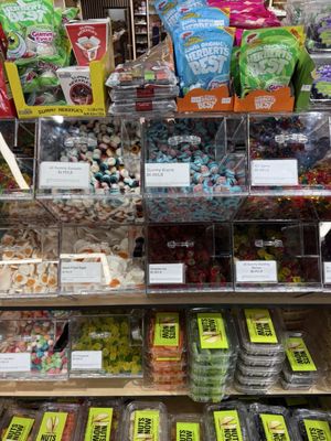 NUTS NOW - Updated December 2025 - 55 Photos & 17 Reviews - 5713 Allen ...