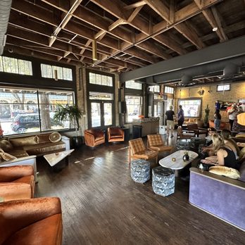 MARLOW - Updated August 2025 - 40 Photos & 20 Reviews - 700 E 6th St ...