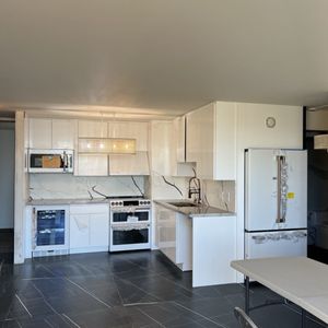 Heide & Cook - Updated December 2025 - 1714 Kanakanui St, Honolulu ...