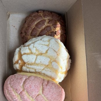 COMADRE PANADERIA - Updated July 2024 - 62 Photos & 28 Reviews - 1204 ...