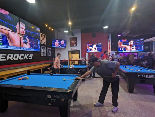BEARDED MONKEY SPORTS BAR & GRILL - Updated June 2024 - 19 Photos & 13 ...