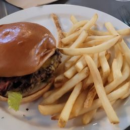 GUILTY SEA SPORTS PUB - Updated July 2025 - 102 Photos & 109 Reviews ...