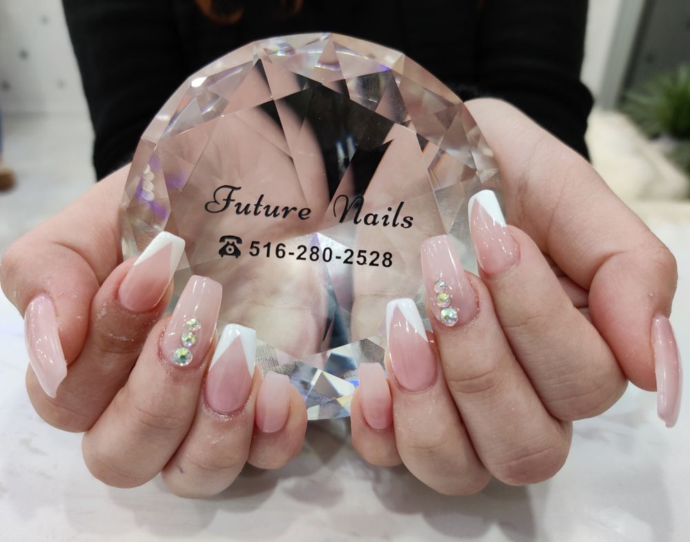 FUTURE NAILS & SPA - 150 Photos & 15 Reviews - 1852 Front St, East ...