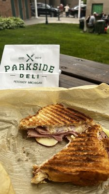 PARKSIDE DELI - Updated July 2025 - 18 Photos & 29 Reviews - 313 Howard ...