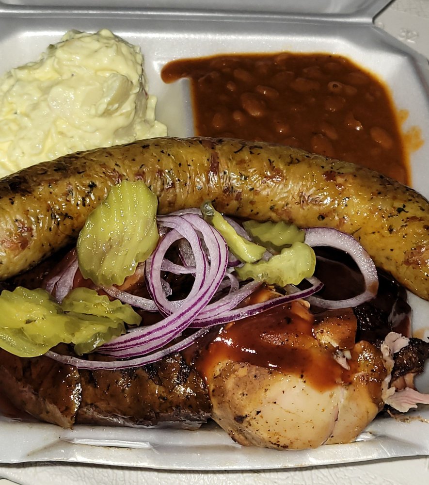 FAMILY QUE - Updated April 2025 - 4601 Reed Rd, Houston, Texas ...