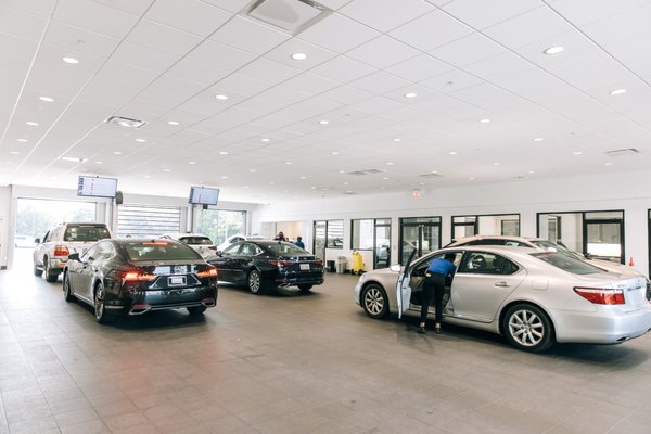 BUTLER LEXUS OF SOUTH ATLANTA - Updated May 2025 - 46 Photos & 101 ...
