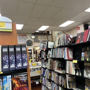 OHIO BOOK STORE - Updated January 2026 - 101 Photos & 62 Reviews - 726 ...