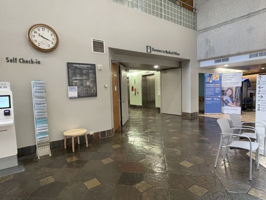 KAISER PERMANENTE HONOLULU MEDICAL OFFICE - Updated December 2025 - 145 ...