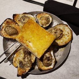 HALF SHELL OYSTER HOUSE - Updated September 2025 - 669 Photos & 594 ...