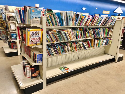 GOODWILL - Updated July 2024 - 30 Photos & 10 Reviews - 1260 Shelby St ...