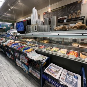 PARKWAY DELI & CATERING - 27 Photos & 99 Reviews - 1045 Willis Ave ...