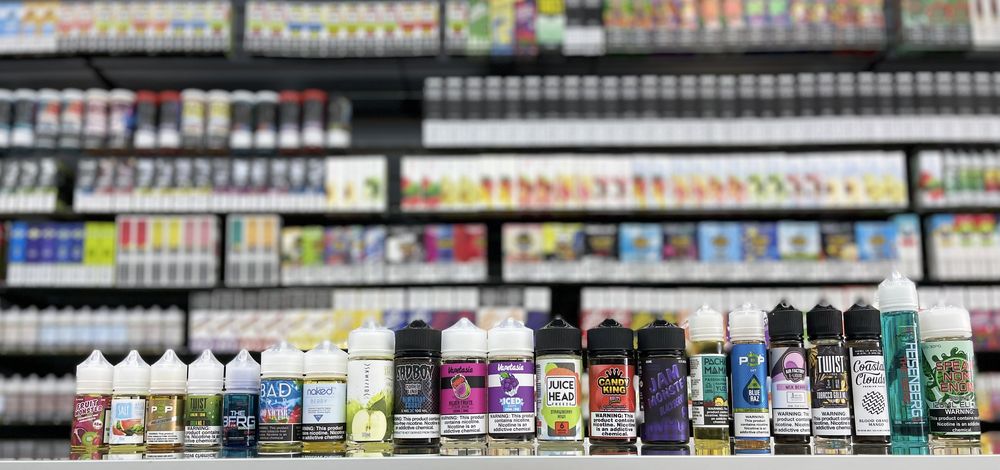 LIGHT UP SMOKE AND VAPE - Updated October 2025 - 4215 Jimmy Lee Smith ...