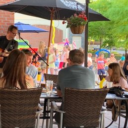 B&B TAVERN - Updated January 2026 - 351 Photos & 519 Reviews - 3568 ...