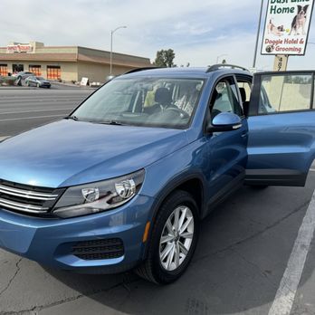 CARMAX - Updated August 2025 - 80 Photos & 201 Reviews - 4900 N Rancho ...