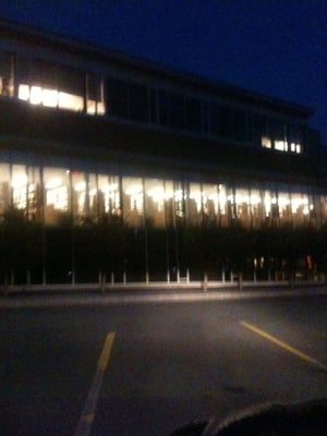 NEEDHAM FREE PUBLIC LIBRARY - Updated July 2025 - 29 Photos & 11 ...