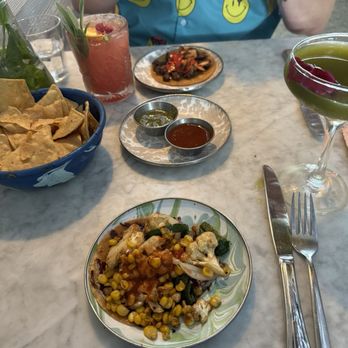 TU MADRE - WEST HOLLYWOOD - Updated July 2024 - 1094 Photos & 1083 ...