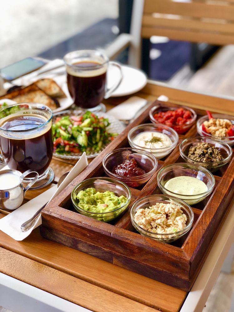 TEL AVIV FISH GRILL - 476 Photos & 323 Reviews - 19014 Ventura Blvd ...