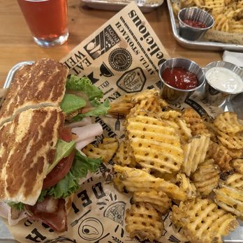 THE RIPON TAP HOUSE - Updated May 2024 - 40 Photos & 38 Reviews - 222 ...