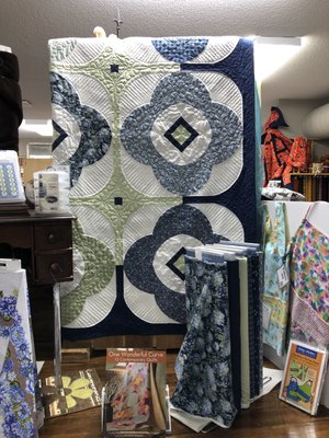 LORI’S COUNTRY COTTAGE - Updated December 2025 - 28 Photos - 130 ...