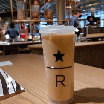 STARBUCKS RESERVE ROASTERY CHICAGO - Coffee Roastery in Chicago ...