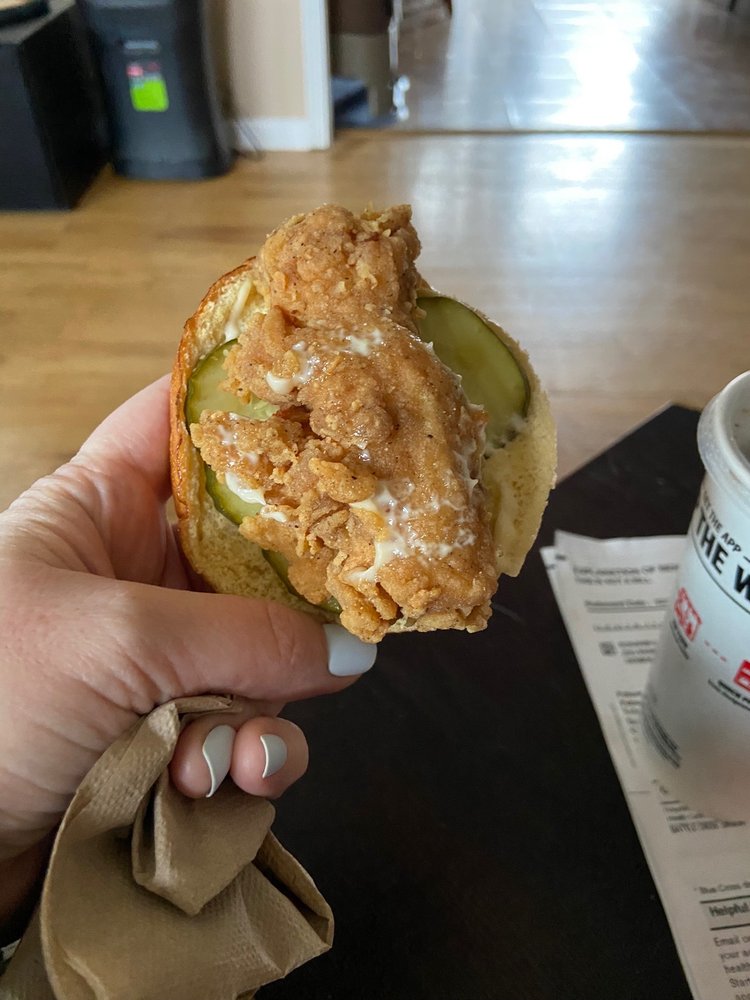 KFC - Updated October 2025 - 2893 West Lansing Rd, Perry, Michigan ...