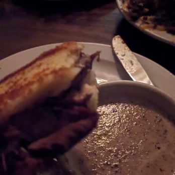 TWO FOOLS TAVERN - 670 Photos & 694 Reviews - 3211 Central Ave NE ...