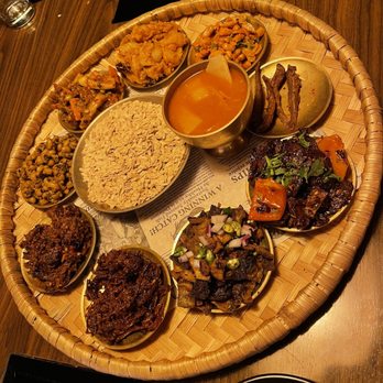 AILAA HIMALAYAN BAR AND GRILL - Updated April 2024 - 50 Photos & 15 ...