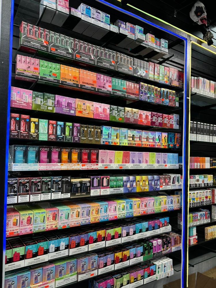 DOTPUFF SMOKE & VAPE - Updated January 2026 - 405 S Belt Line Rd, Grand ...