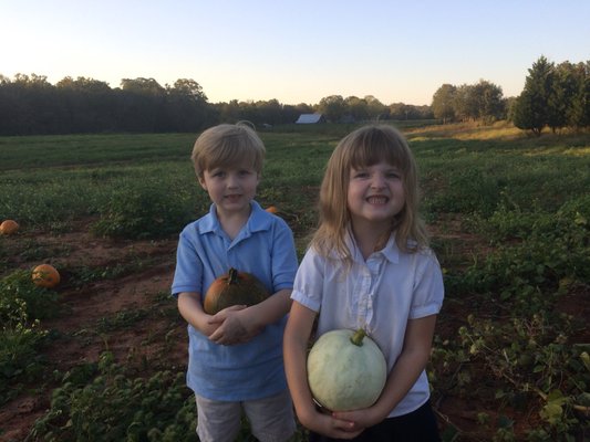 OLD BAKER FARM - Updated May 2024 - 15 Photos & 10 Reviews - 1041 ...