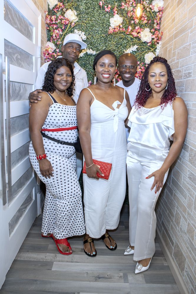 ROOFTOP STUDIO - Updated October 2025 - 27 Photos - 181 Straight St ...